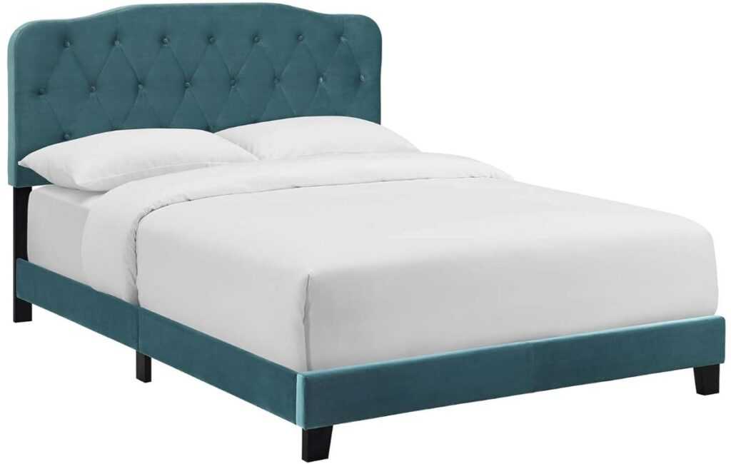 Top 10 Vintage Beds And Bed Frames For A Timeless Bedroom Aesthetic