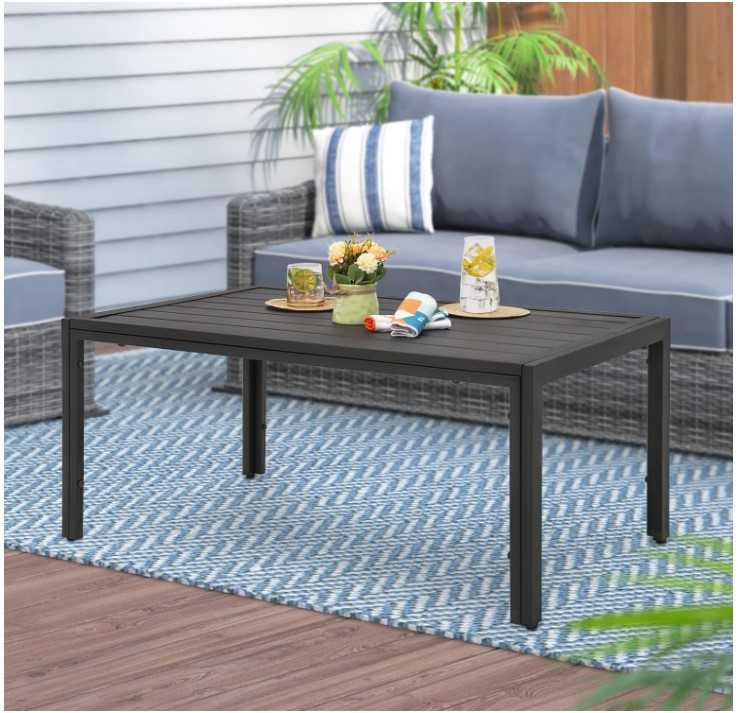 Best Modern Outdoor Coffee Tables For Gardens With Sleek Designs