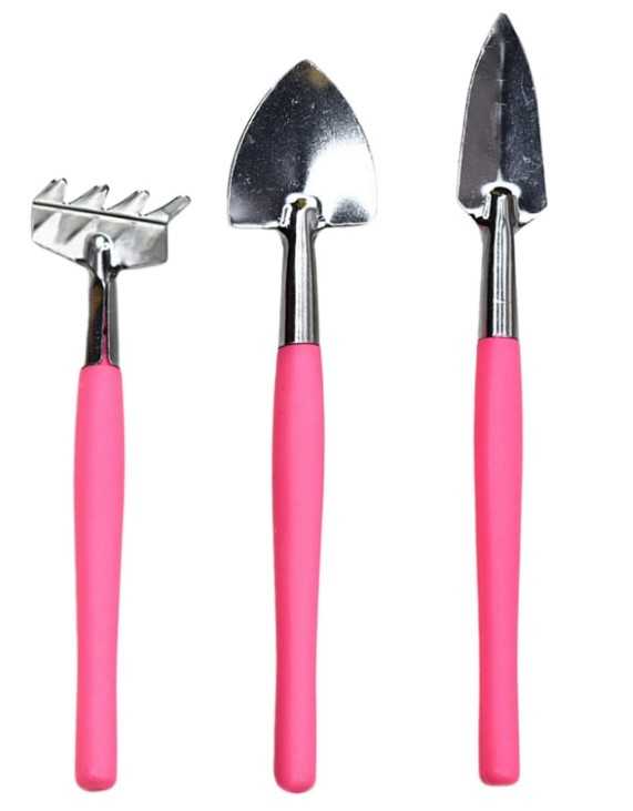 Affordable Landscaping Tools For Small Gardens